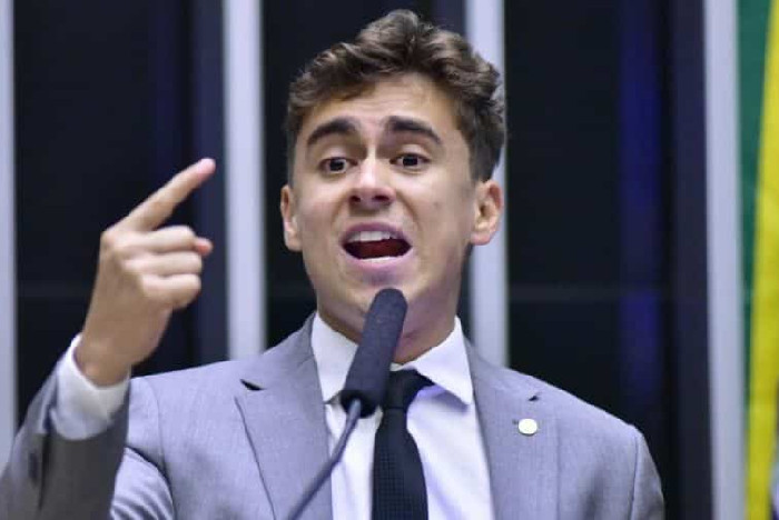 Educador faz duras críticas à indicação de Níkolas Ferreira à CE da Câmara