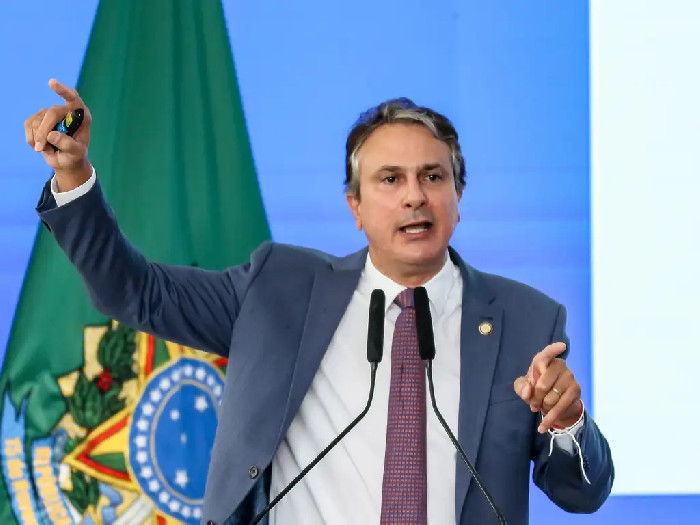 MEC ratifica reajuste do magistério e quem não cumprir pode sofrer sanções